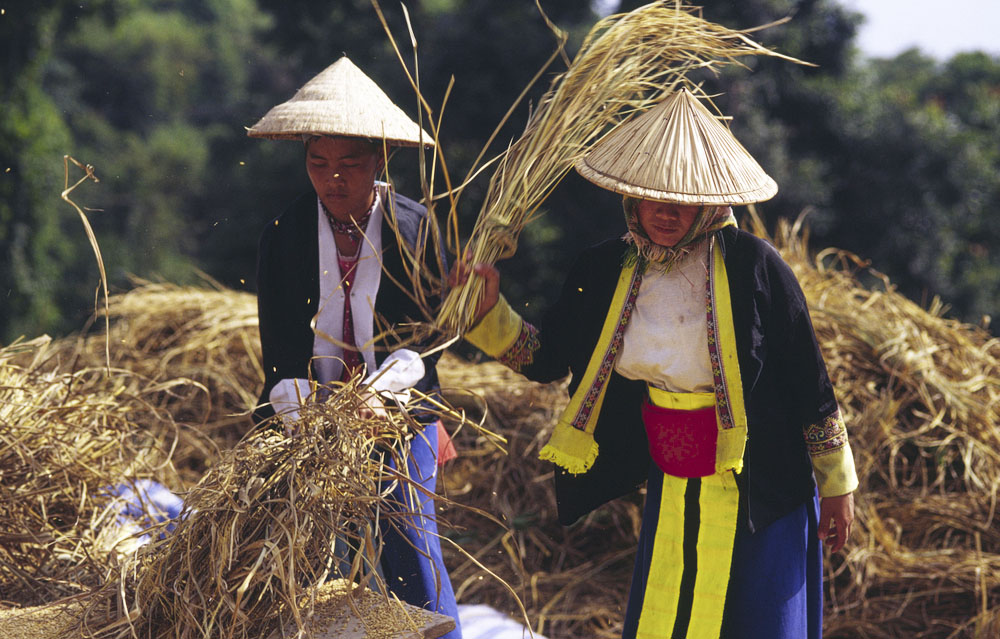 People Of Laos cultural features - Famous Cultural Features in People ...
