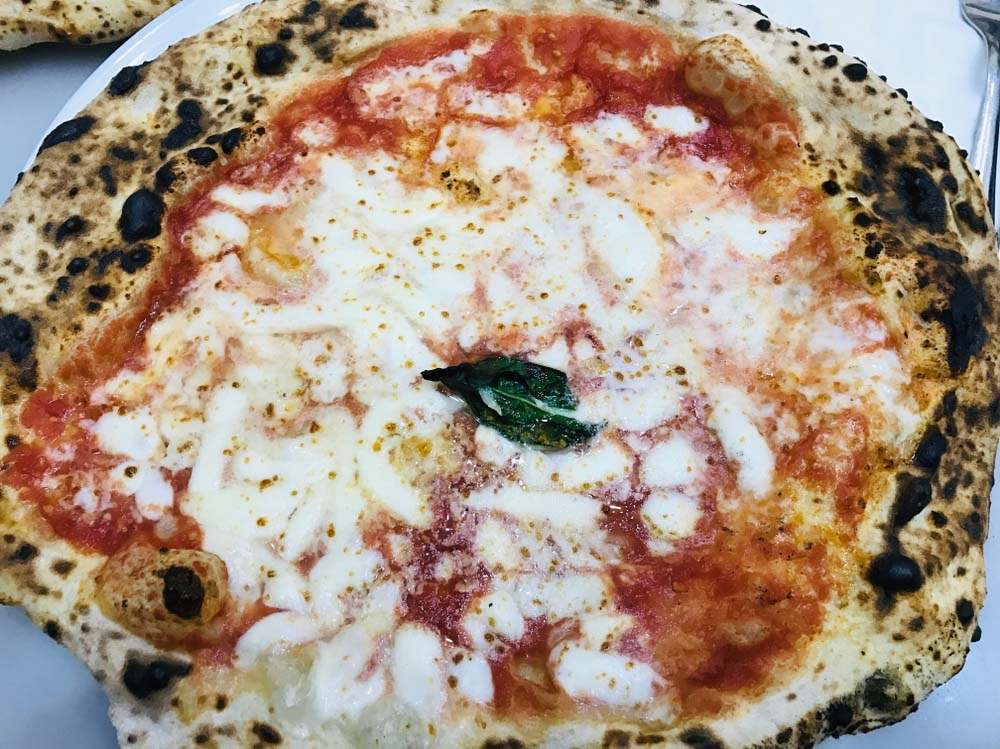 Top pizzas in Naples | Insight Guides Blog
