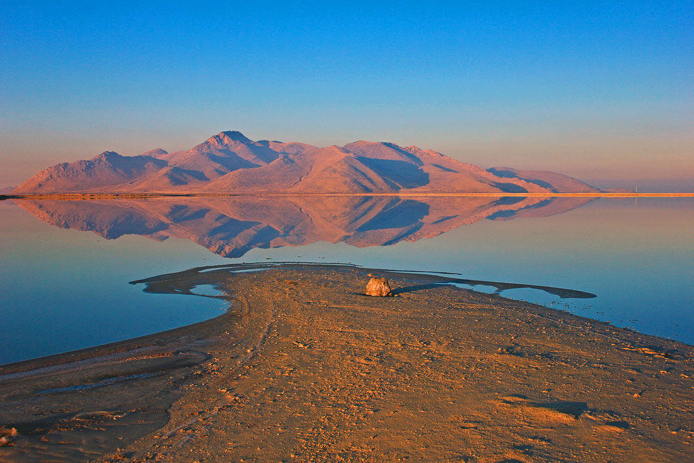 7 salt lakes around the world | Insight Guides Blog