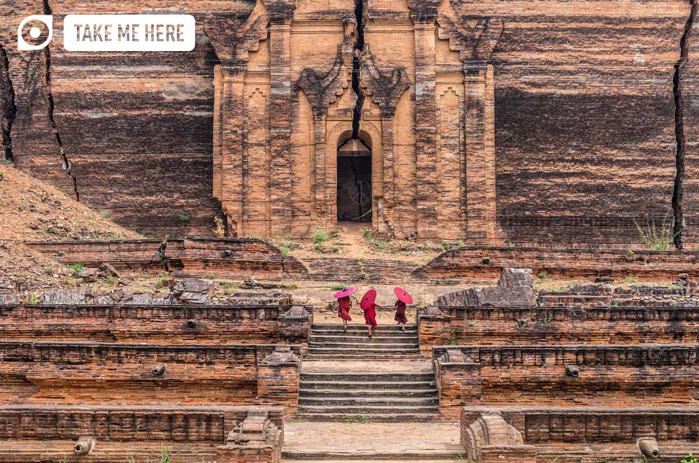 Three Buddhist novices at Mingun Pahtodawgyi