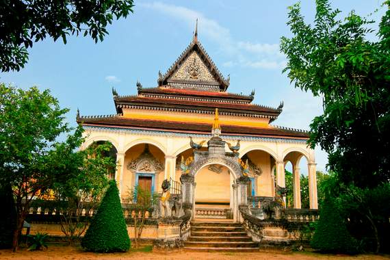 Cambodia’s Beaches and Temples | Insight Guides