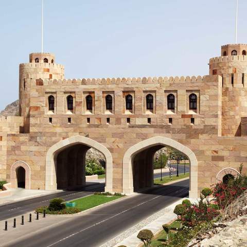 Oman Beach Holiday | Choose to relax on golden sand beaches or explore ...