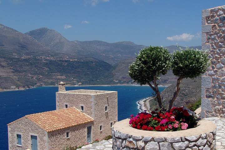 Authentic Mani: Between Mountain & Sea | Insight Guides