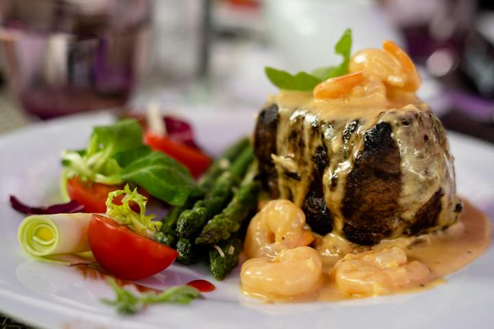 Delicacies in Romania: food & wine | Insight Guides