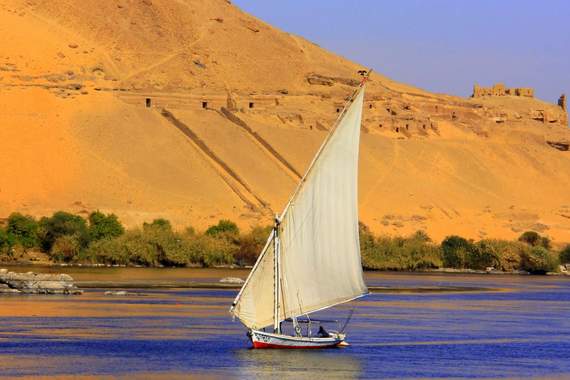 Timeless Treasures of Egypt: From Cairo's Pyramids to Aswan's Temples ...