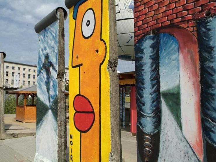 Ostalgie cultural features - Famous Cultural Features in Ostalgie ...